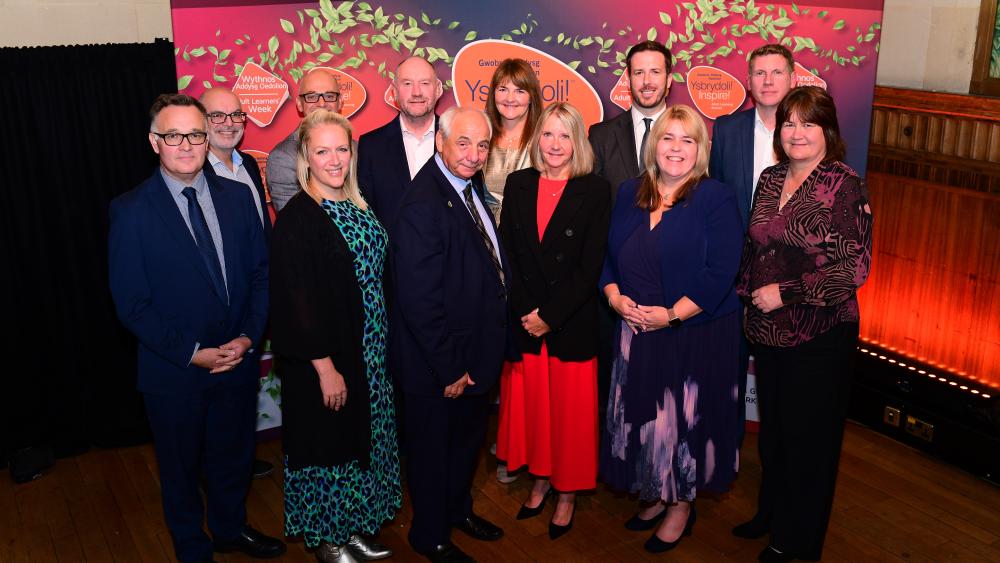 Rugby legend Alun Wyn Jones champions lifelong learning as ambassador ...