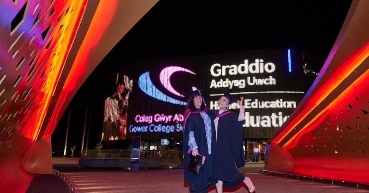 Gower College Swansea HE Graduation 2023 | GCS